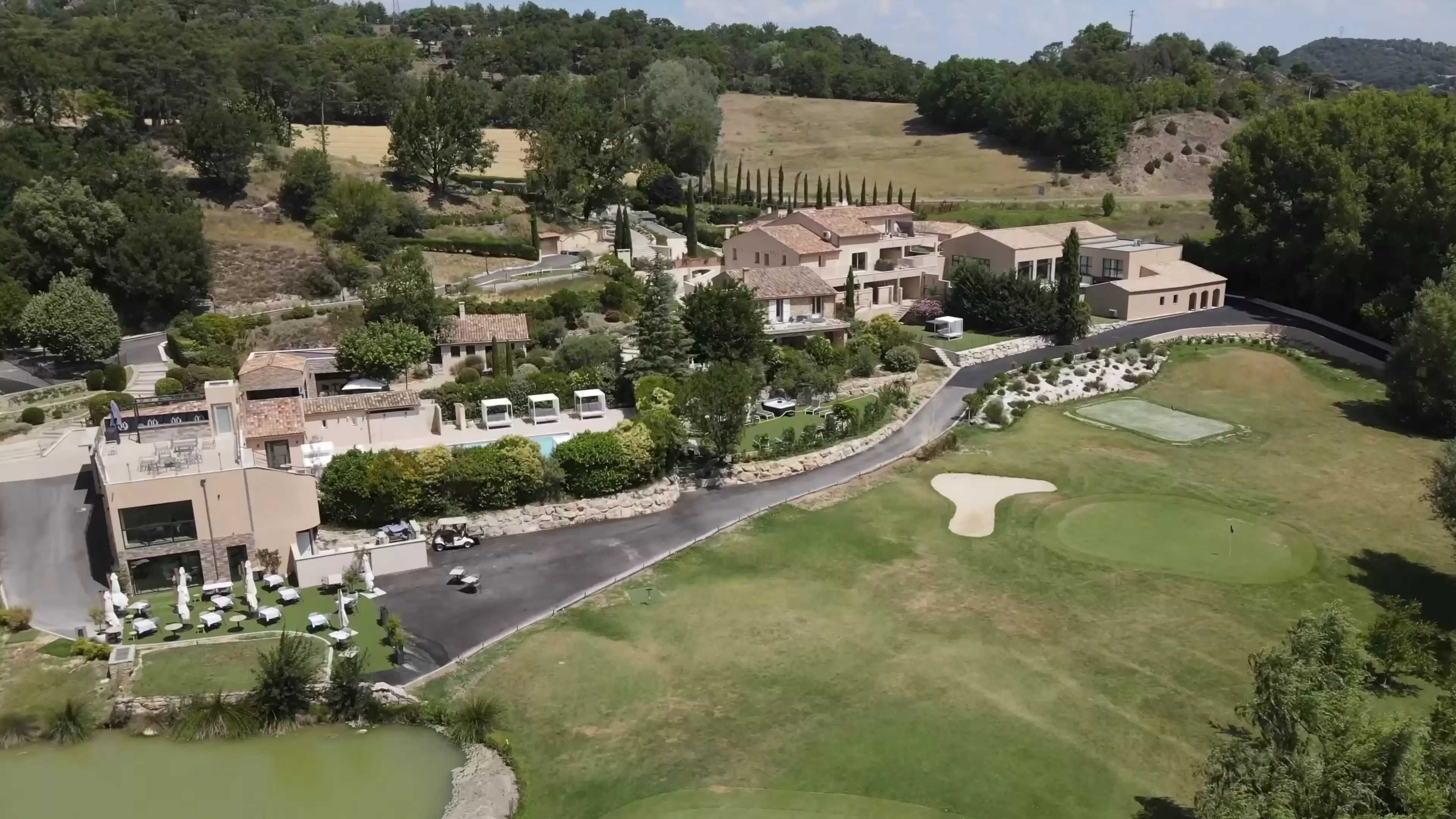 spa, restaurant et golf du domaine ribiera | Alcaraz Architecte Manosque